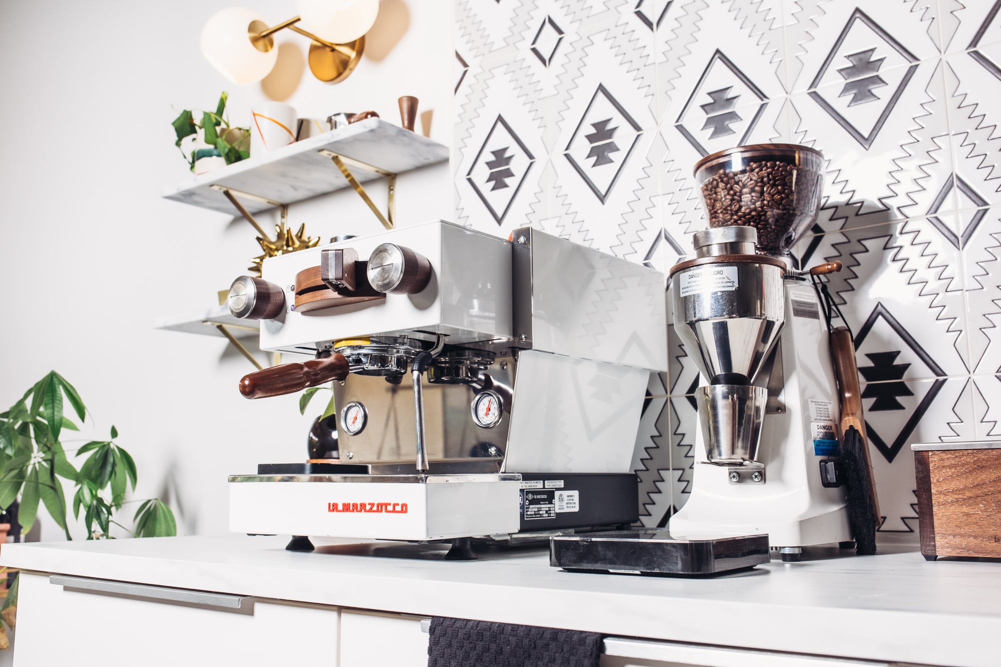 Linea Mini in White - La Marzocco Home