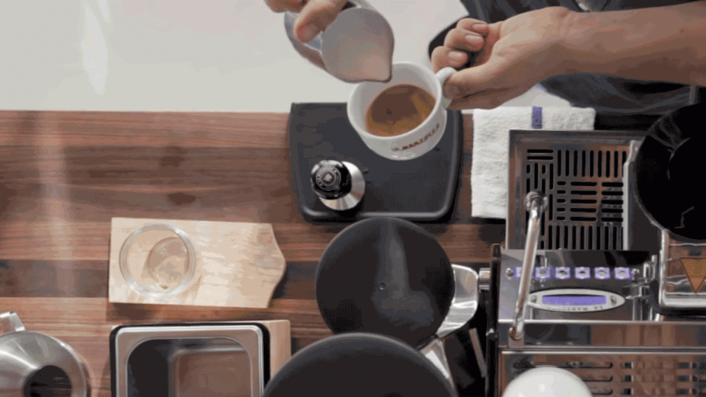 Pro Tips for Latte Art - La Marzocco Home