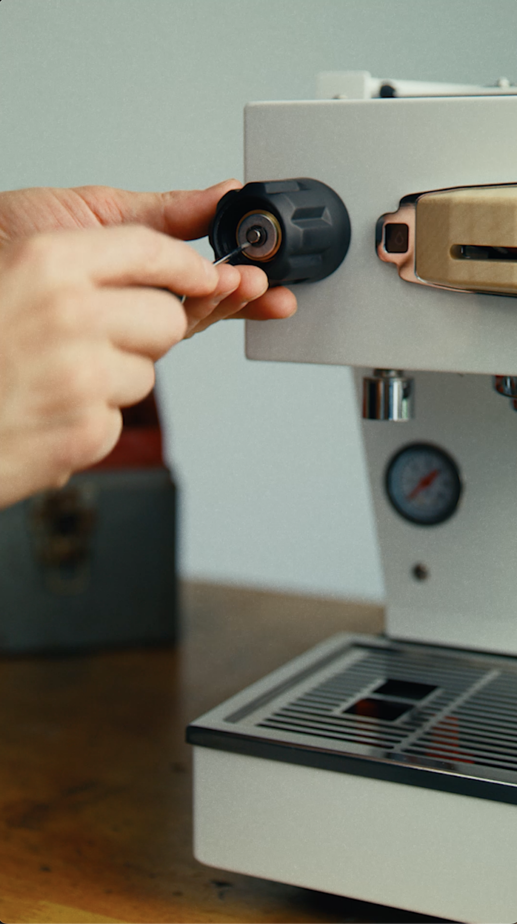 How to Install the Linea Mini Customization Kit - La Marzocco Home